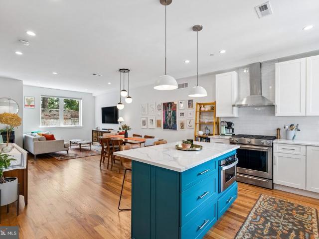 1126 E Palmer Street # 11