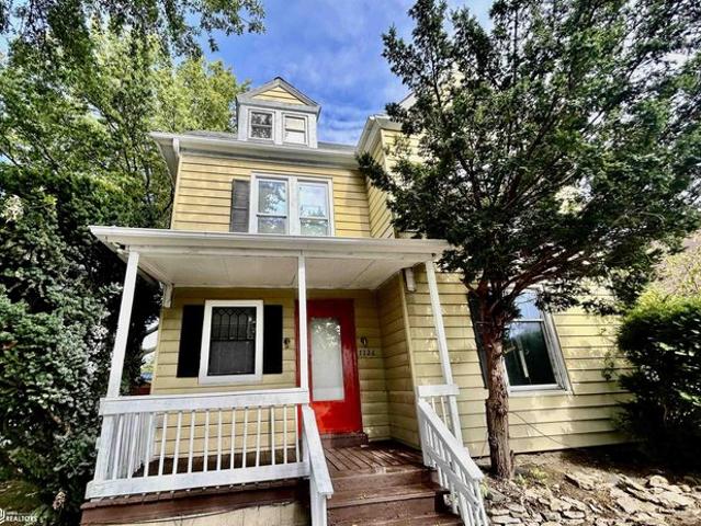 1126 Franklin St, Burlington, IA 52601