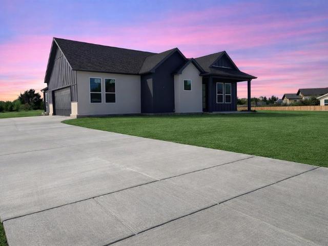 1126 Gannon Lane