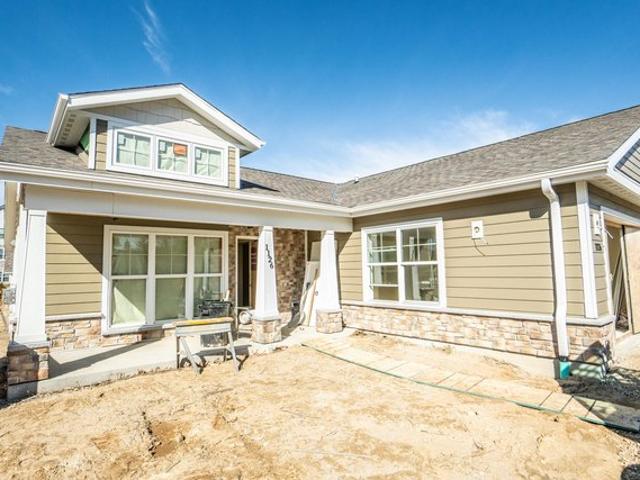 1126 Harbor Ave, West Bend, WI 53095