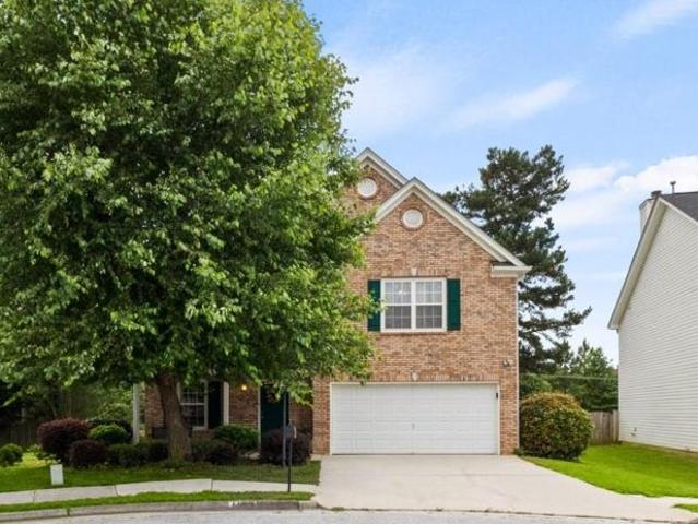 1126 Hawthorn Ln, Grayson, GA 30017