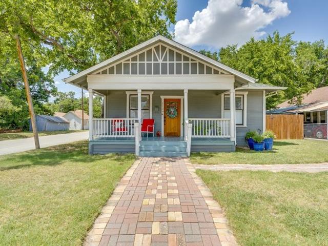1126 Hawthorne Ave, Fort Worth, TX 76110