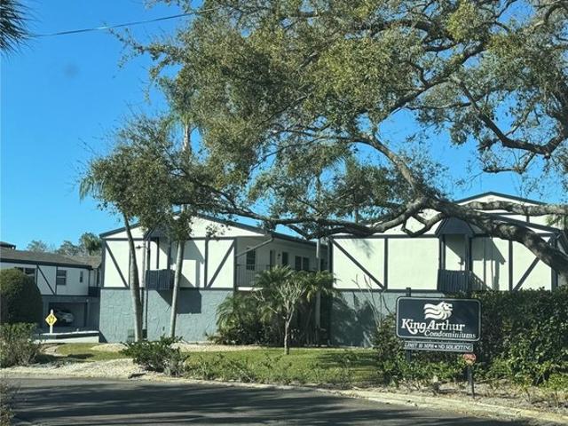 1126 King Arthur Ct Apt 413, Dunedin, FL 34698