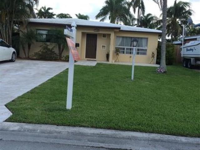 1126 Lincoln St, Hollywood, FL 33019