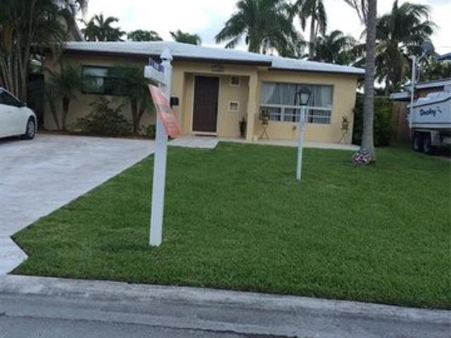 1126 Lincoln St, Hollywood, FL 33019