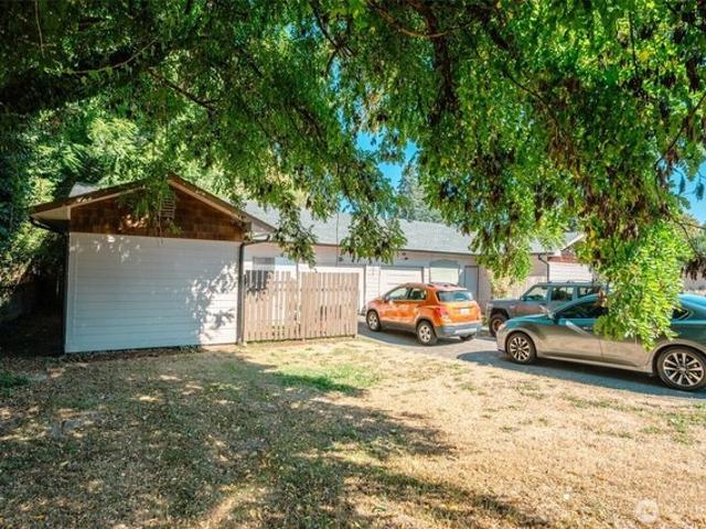 1126 Puget St NE, Olympia, WA 98506