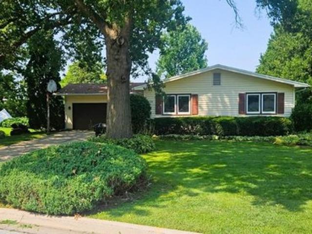 1126 Rachael St, Waterloo, IA 50701
