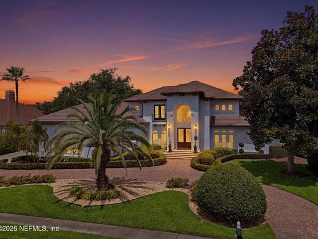 1126 Shipwatch Dr E, Jacksonville, FL 32225