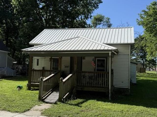 1126 W Harrison St, Springfield, MO 65806