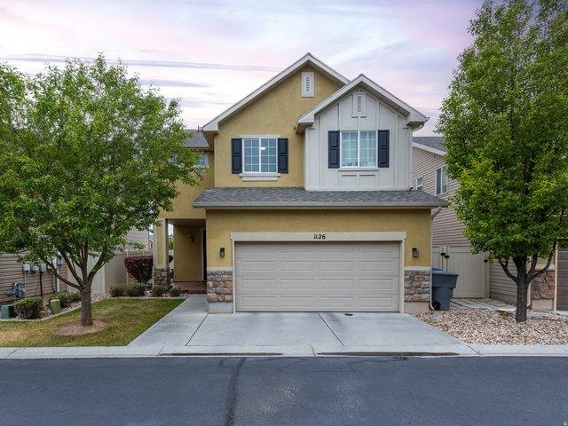 1126 W Stonehaven Dr, North Salt Lake, UT 84054