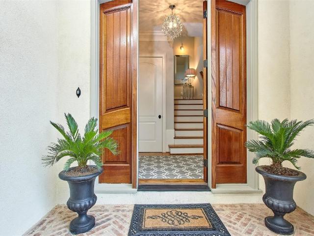 1126 W West 16th Street F