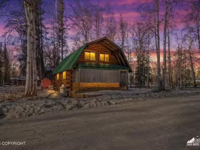 11270 N DESHKA LOOP, WILLOW, AK 99688 Single Family Residence.