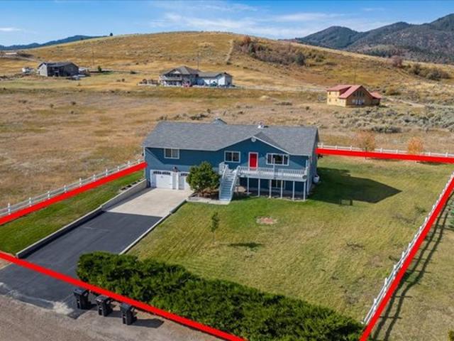 11275 Masters Dr, Lava Hot Springs, ID 83246