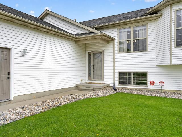 11276 Autumn Breeze Trail
