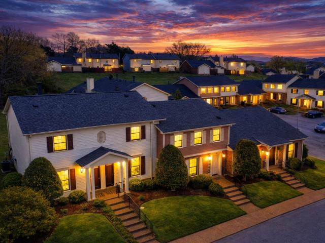 1127 Brentwood Pt