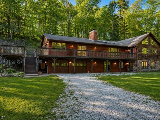 1127 Dark Moon Rd