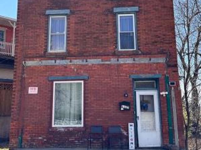 1127 Derry St, Harrisburg, PA 17104