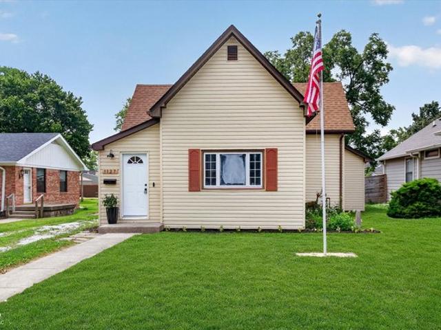 1127 Evans Ave, Noblesville, IN 46060