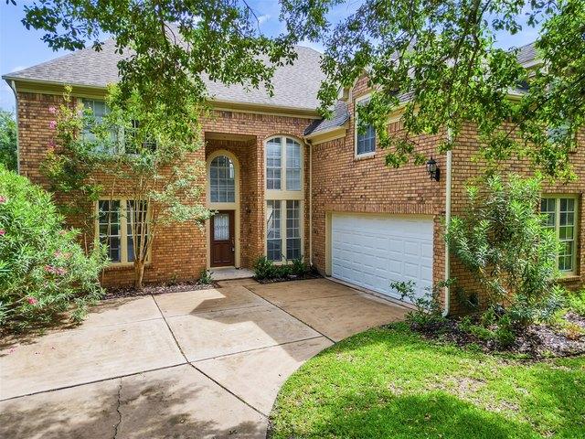 1127 Gloria Ct, Sugar Land, TX 77478