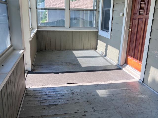 1127 HOWELL Place
