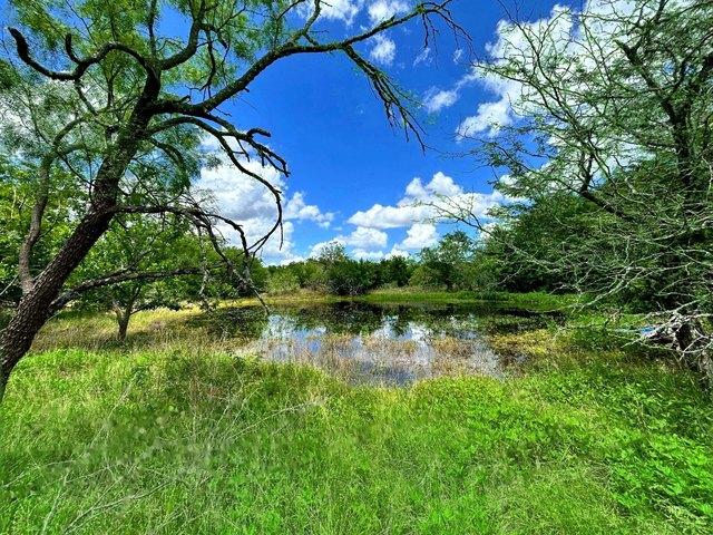 1127 Lcr # 607, Groesbeck, TX 76642