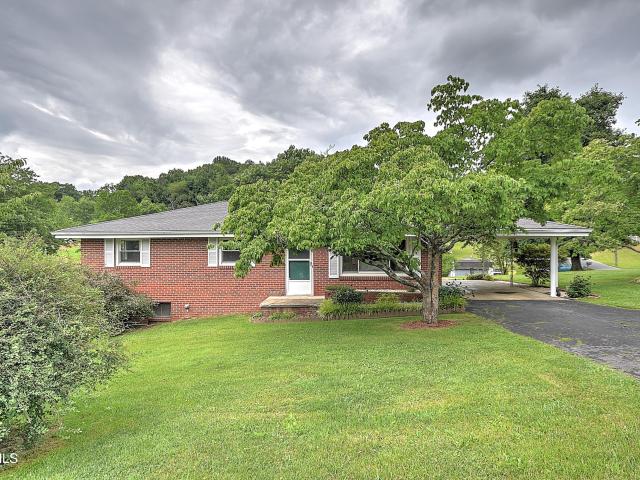 1127 Qualls Road