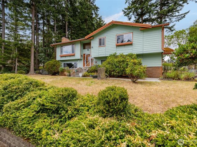 1127 SW Fairhaven Drive