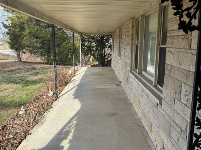 1127 S Thompson Road
