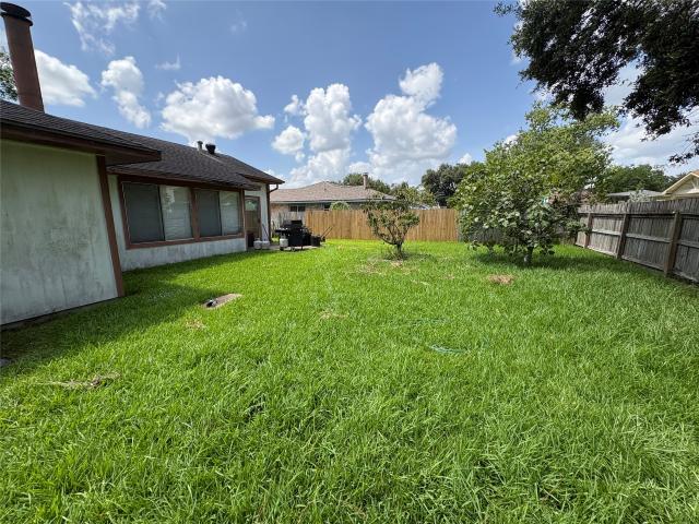 1127 W Brompton Drive
