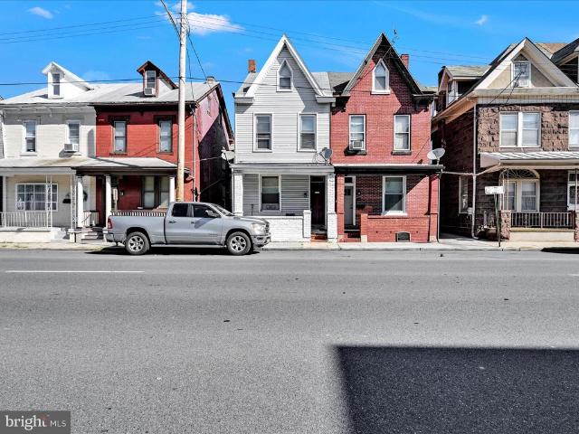 1127 Walnut Street