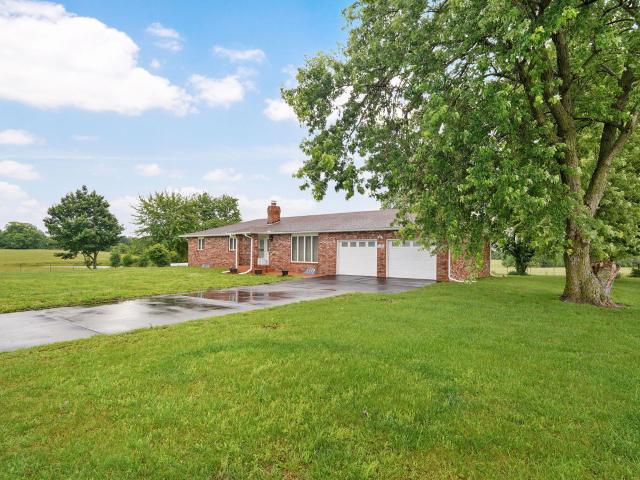 11281 Lawrence 2040
