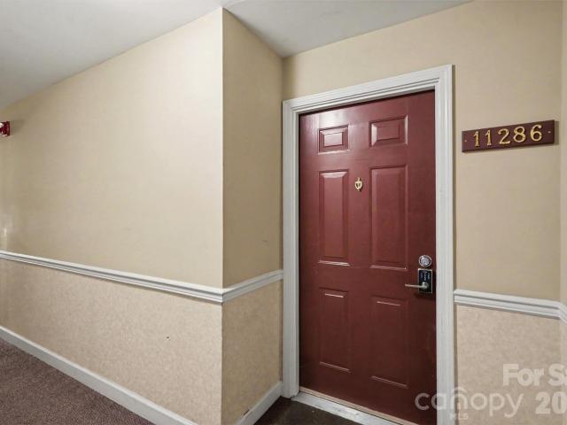 11286 Hyde Pointe Court