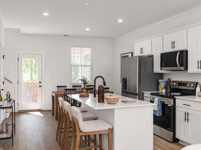1128 Marlowe Lndg