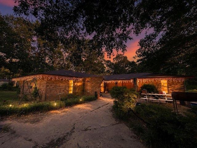 1128 N County Road 161D, Overton, TX 75684
