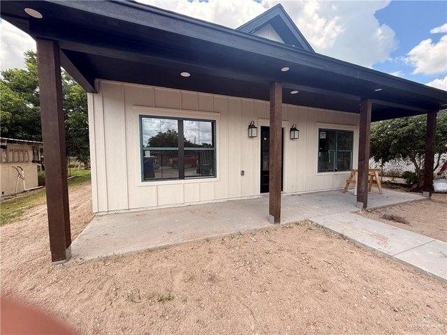 1128 N Maple St, Alton, TX 78573