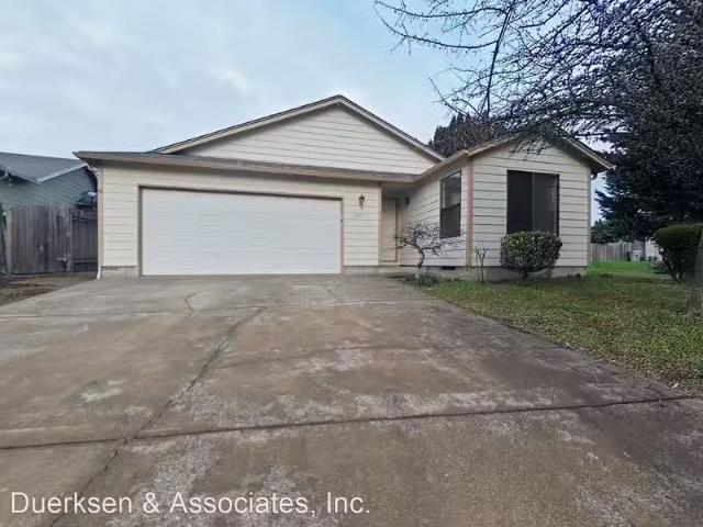 1128 NE Conser 1128 Ne Conser Pl