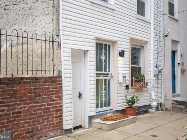 1128 O'Neil Street