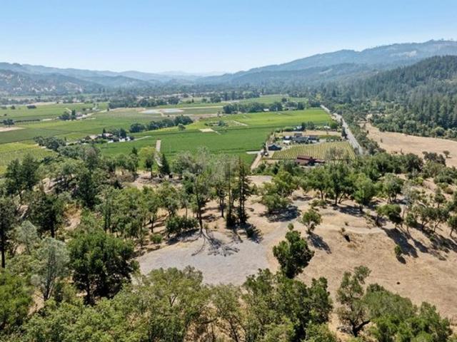 1128 Bennett Ln, Calistoga, CA 94515
