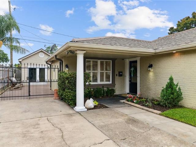 1128 Beverly Garden Drive