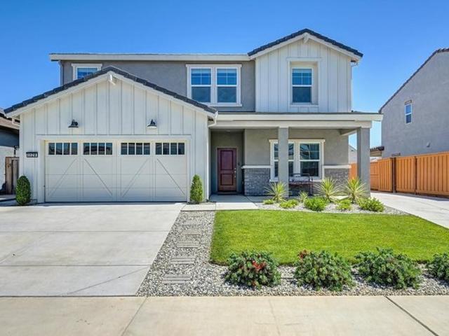 1128 Cedar Dr, Wheatland, CA 95692