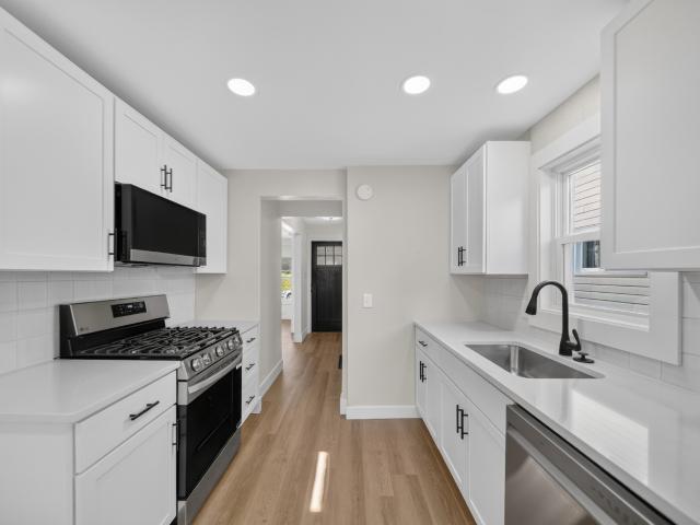 1128 E 27TH Street