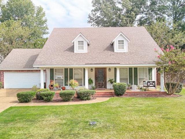 1128 Ellington Ct, Brandon, MS 39042