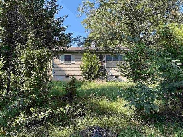 1128 Haywood Rd, Macon, GA 31211