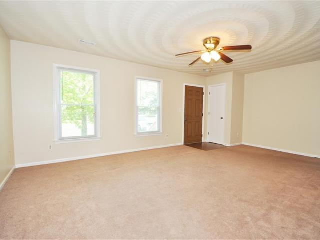 1128 Hazel AVE