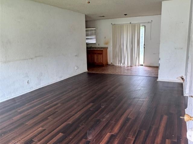 1128 Lindsey Circle