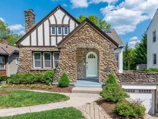 1128 Paxton Ave, Cincinnati, OH 45208