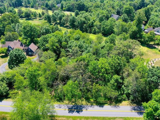 1128 Stoney Creek West