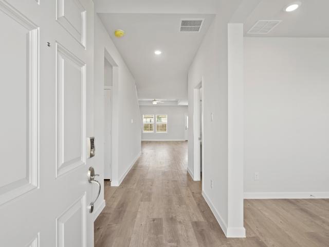 1128 Sunlit Circle