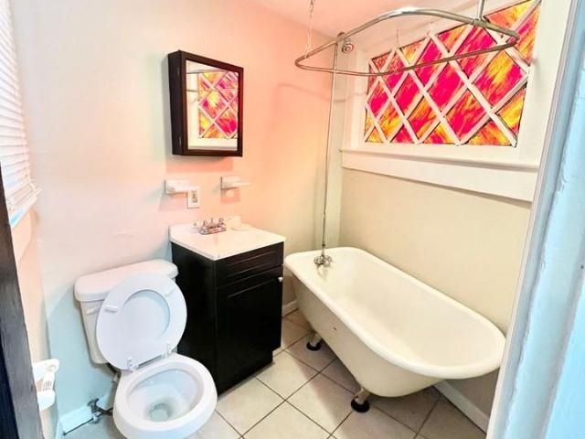 1128 S. 3rd 1 Bedroom Apartment for Rent at 1128 S 3rd St, Louisville, KY 40203 Old Louisville
