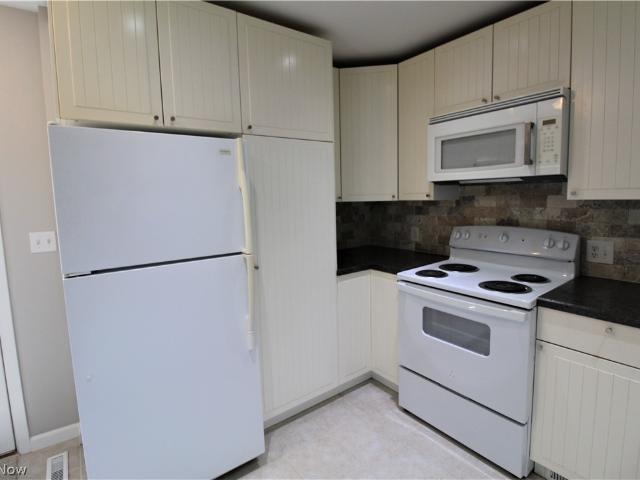 1128 Townsview Place